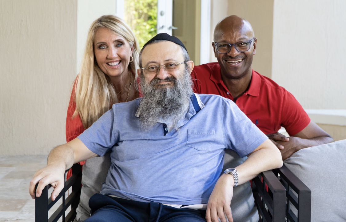 Ο Δρ Βλαντιμίρ Ζελένκο, πρωτοπόρος της πρώιμης θεραπευτικής παρέμβασης ...